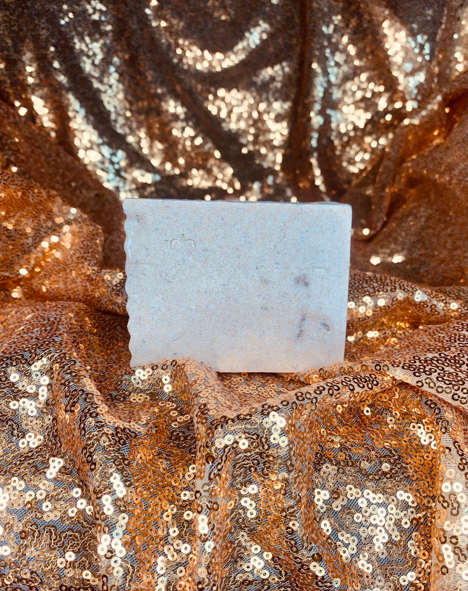 Royale Flyness “Diamond Princess” Oatmeal body soap bar – royaleflyness